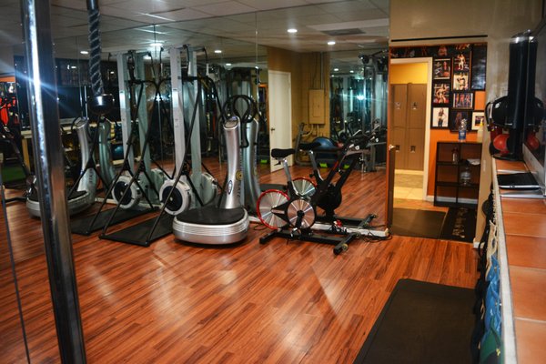 OPTIMUM GYM - Updated September 2025 - 22 Photos & 27 Reviews - 3020 W ...