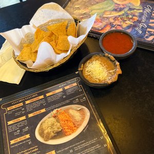AGAVES MEXICAN GRILL - 107 Photos & 176 Reviews - 731 E Yosemite Ave ...