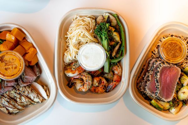 THE HANDMADE CHEF MEAL PREP - Updated December 2025 - 85 Photos & 56 Reviews - 555 W C St, San ...