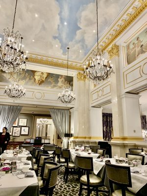 ASTOR COURT - Updated December 2025 - 208 Photos & 102 Reviews - 2 E ...