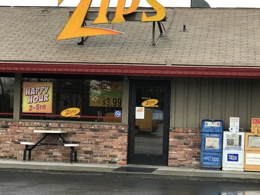 ZIPS DRIVE-IN - MOSCOW - Updated July 2025 - 14 Photos & 38 Reviews ...