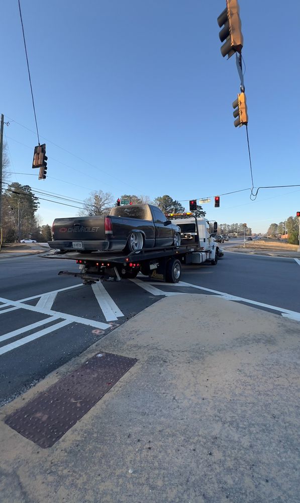 TOP NOTCH TOWING SERVICE - Updated August 2025 - Request a Quote - 12 ...