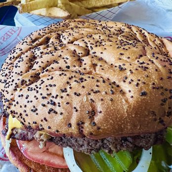 CHESTER’S HAMBURGERS - Updated September 2024 - 207 Photos & 227 ...