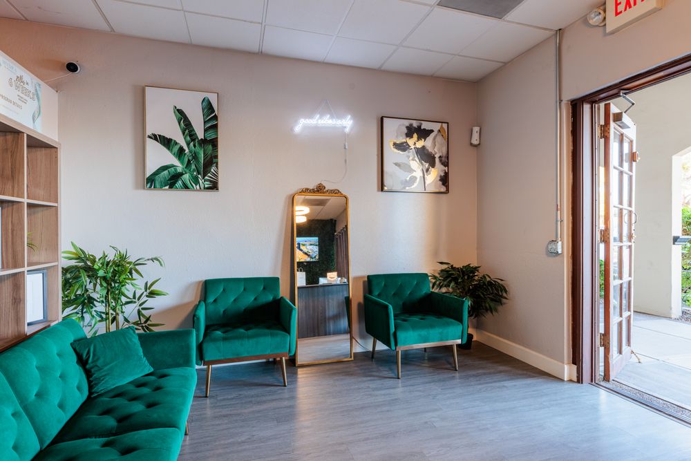 HYDRA THE HYDRATION SPA - Updated June 2025 - 14 Photos - 4747 E Elliot ...