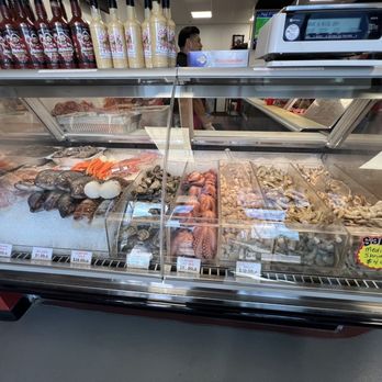 CARNES Y MARISCOS LUIS - Updated November 2024 - 72 Photos & 103 ...