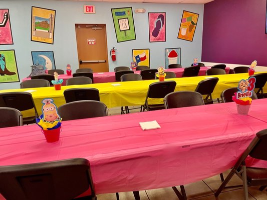 TONS OF FUN - Updated December 2025 - 19 Photos - 6723 S Flores St, San ...