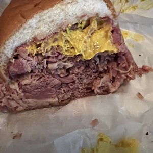 JOHNNIE’S PASTRAMI RESTAURANT - 1673 Photos & 2164 Reviews - 4017 ...