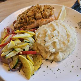 OCEANS & ALE - Updated July 2024 - 625 Photos & 831 Reviews - 5601 ...