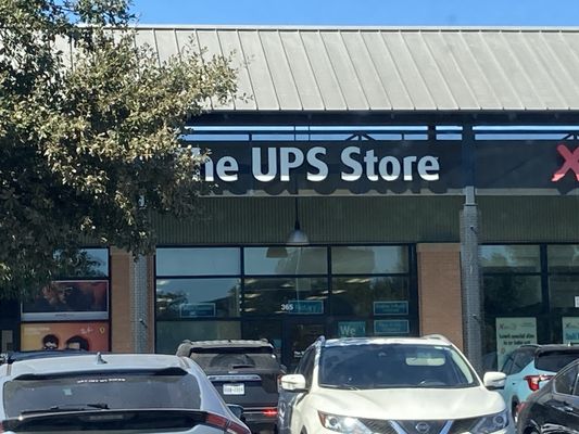 THE UPS STORE - Updated May 2026 - 33 Photos & 87 Reviews - 1801 E 51st ...