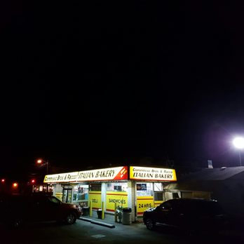 COMMISSO ITALIAN BAKERY - Updated January 2026 - 27 Photos & 19 Reviews ...