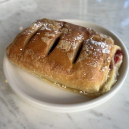 YAVA BAKERY AND CAFE with 926 real customer photos - Updated August ...