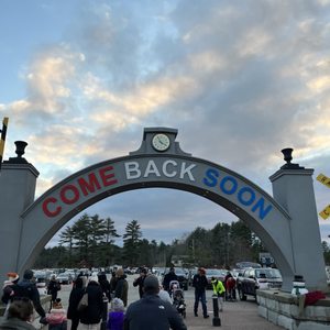 EDAVILLE FAMILY THEME PARK - 303 Photos & 246 Reviews - 5 Pine St ...