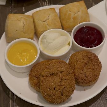 LAUREL COURT RESTAURANT - Updated October 2025 - 760 Photos & 433 ...