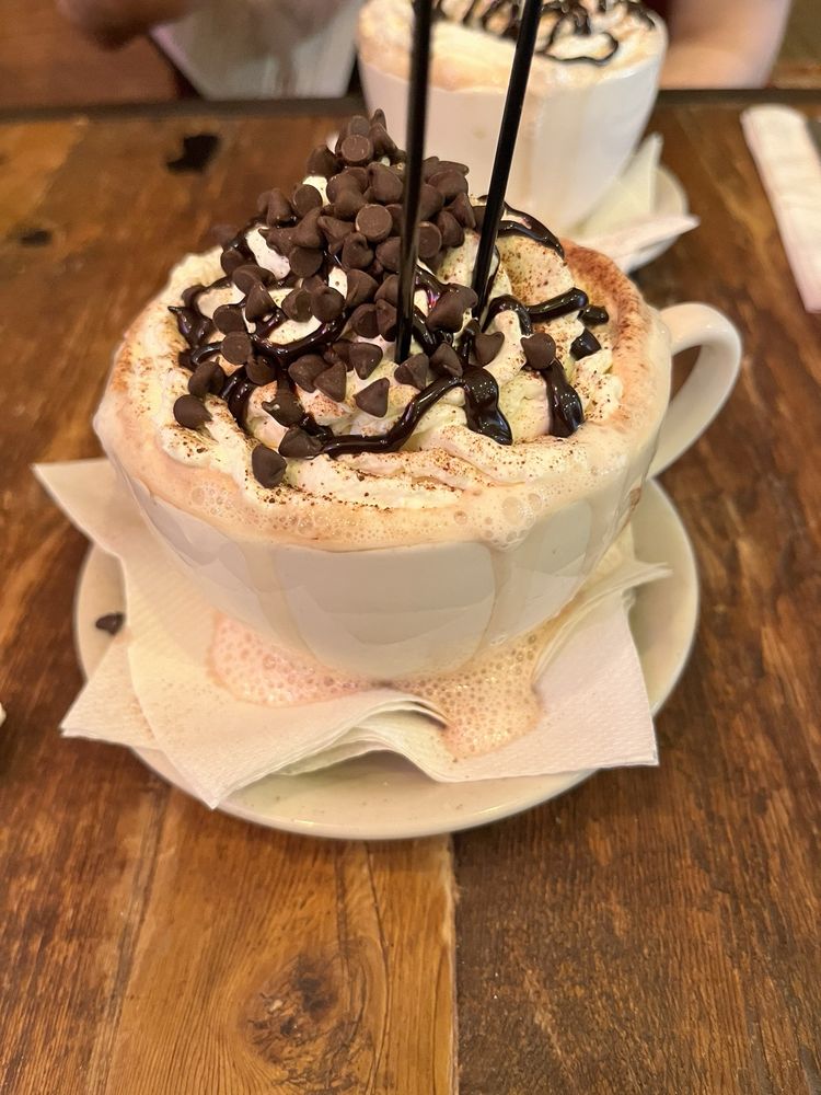 MUD STREET ANNEX - Updated July 2024 - 101 Photos & 92 Reviews - 28 S ...