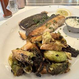 LURE FISH HOUSE - Updated July 2024 - 331 Photos & 129 Reviews - 1101 ...