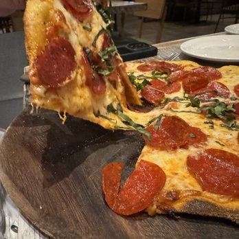 LOCAL TABLE - Updated October 2025 - 745 Photos & 706 Reviews - 24033 ...