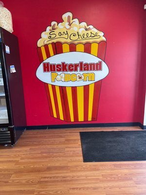 HUSKERLAND POPCORN - Updated July 2025 - 18 Photos & 24 Reviews - 2305 ...