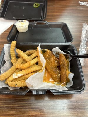 LIT WINGS - Updated June 2025 - 26 Photos & 41 Reviews - Las Vegas ...