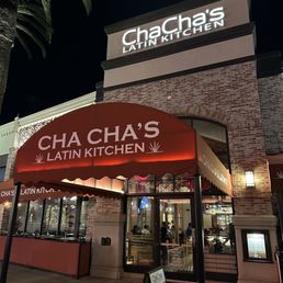 CHA CHA’S LATIN KITCHEN - Updated December 2024 - 4467 Photos & 4871 ...
