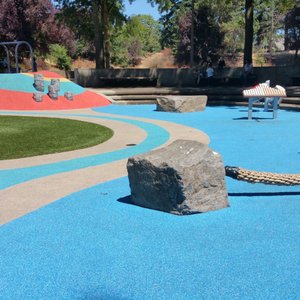 MT SCOTT PARK - 26 Photos - Parks - SE 72nd and Ave Harold St, Portland ...