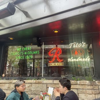 THE 5 POINT CAFÉ - Updated May 2024 - 1592 Photos & 2398 Reviews - 415 ...