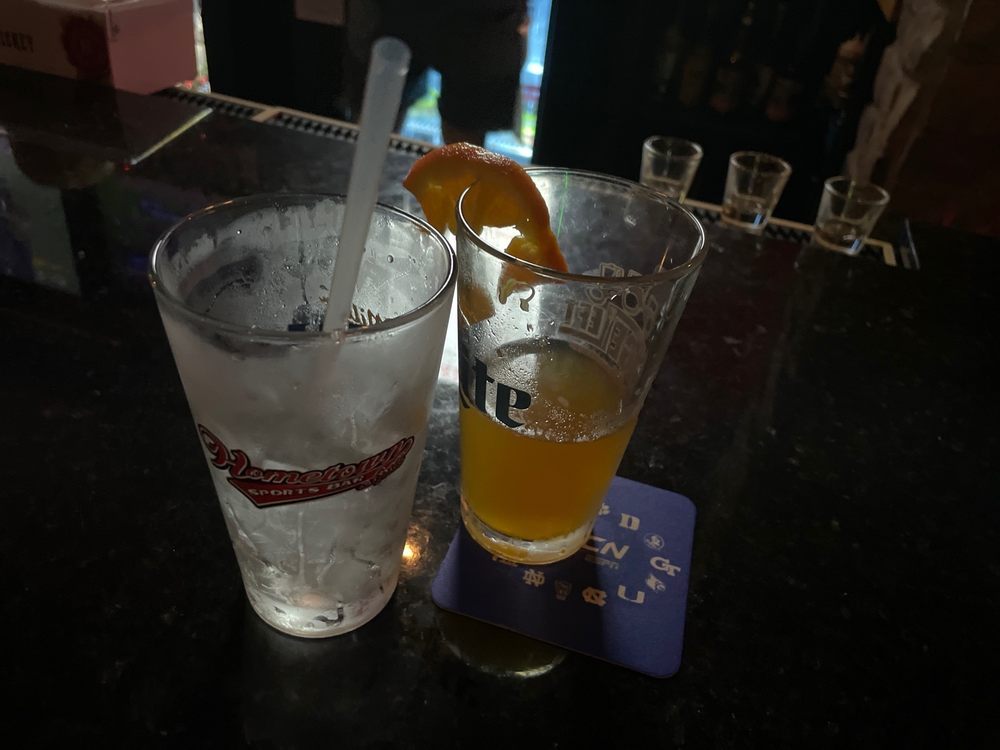 HOMETOWN SPORTS BAR & GRILL - Updated January 2026 - 14 Photos & 50 ...