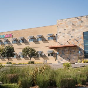 SCRIPPS COASTAL MEDICAL CENTER OCEANSIDE - Updated October 2025 - 32 ...