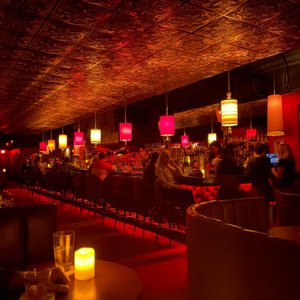 GREEN LADY LOUNGE - 246 Photos & 396 Reviews - Lounges - 1809 Grand ...