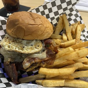 POINT BREAK CAFE - Updated October 2024 - 28 Photos & 17 Reviews - 3916 ...