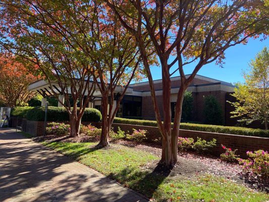 WILLIAMSBURG REGIONAL LIBRARY - WILLIAMSBURG LIBRARY - Updated November ...