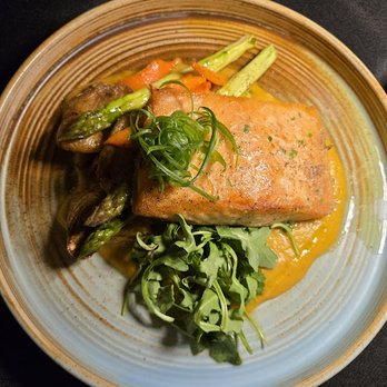 PITHARI - Updated July 2025 - 60 Photos & 32 Reviews - 1 W Main St ...