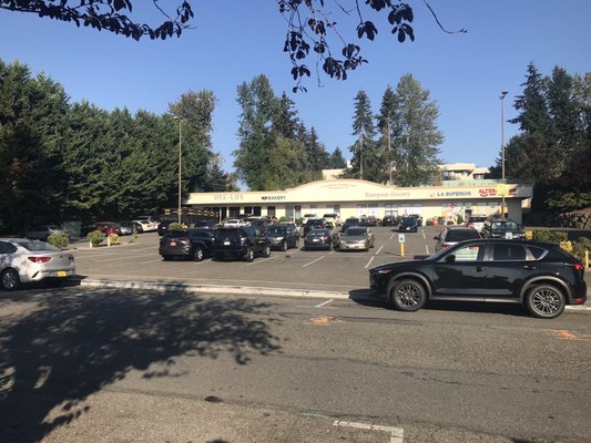 CROSSROADS EAST SHOPPING CENTER - Updated July 2025 - 900 160th Ave NE ...