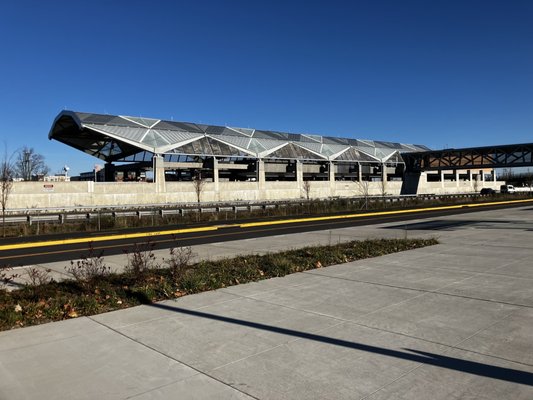 ASHBURN METRO - Updated October 2025 - 28 Photos - 43655 Ashburn Metro ...