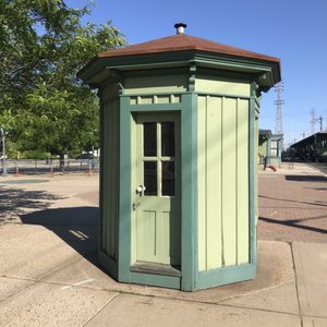 NEW JERSEY TRANSIT LITTLE SILVER TRAIN STATION - Updated August 2025 ...