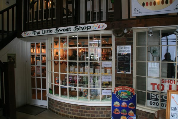 THE LITTLE SWEET SHOP - Updated January 2025 - Knockhundred Row ...
