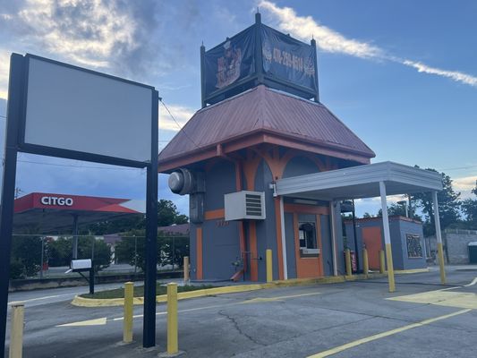 BEAR TRAP BBQ - Updated August 2025 - 17 Photos - 3717 Mercer ...