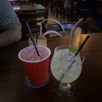 PIMLICO IRISH PUB - Updated April 2024 - 110 Photos & 99 Reviews - 810 ...