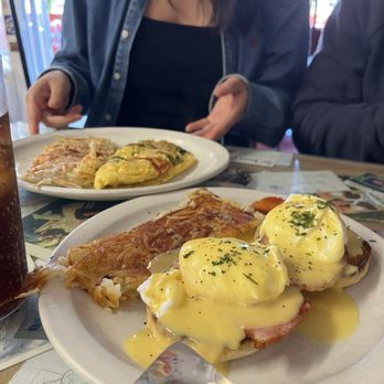 FAT CITY CAFÉ - Updated July 2025 - 204 Photos & 352 Reviews - 7820 SW ...