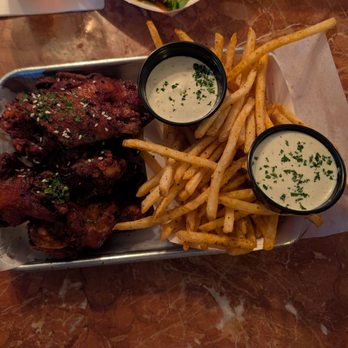 ROYCE - Updated December 2025 - 446 Photos & 312 Reviews - 115 Ridge St ...