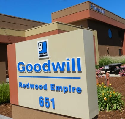 GOODWILL - REDWOOD EMPIRE - Updated September 2025 - 45 Reviews - 651 ...