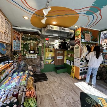 JUICELAND - Updated April 2025 - 275 Photos & 322 Reviews - 1625 Barton ...