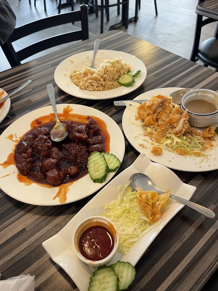 SIZZLING HOUSE RESTAURANT - Updated December 2024 - 30 Photos - 1513 ...