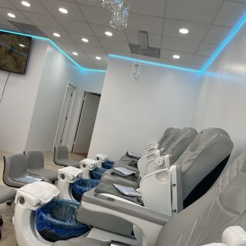 CICI NAILS - Updated May 2024 - 103 Photos & 60 Reviews - 1960 ...