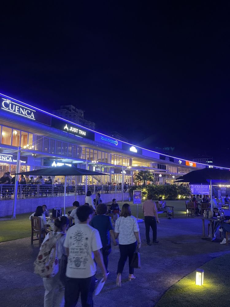 MOLITO COMMERCIAL COMPLEX - Updated August 2025 - 12 Photos - Madrigal ...