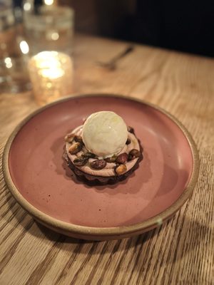 TAIL UP GOAT - 1834 Photos & 772 Reviews - 1827 Adams Mill Rd NW ...