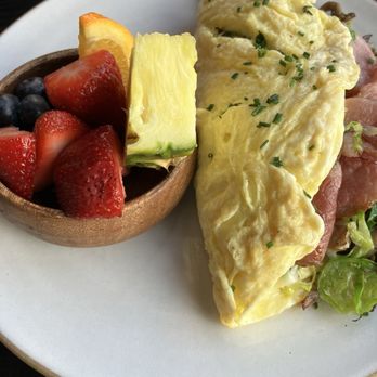 ALTERA - Updated 05/2025 - 125 Photos & 30 Reviews - 721 S Cleveland ...