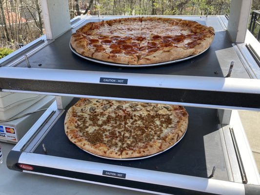 SUNSET PIZZA & GRILLE - Updated December 2025 - 21 Photos & 70 Reviews ...