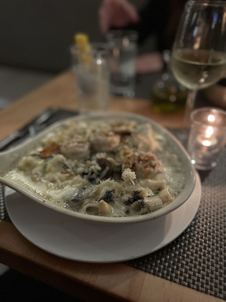 BNAPOLI ITALIAN - 186 Photos & 148 Reviews - 185 Elm St, West ...