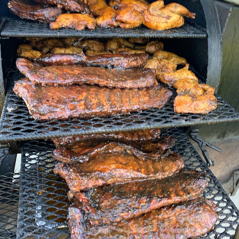 LIP SMACKING BARBEQUE - Jacksonville, FL - Yelp