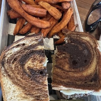 BULLWINKLES AT THE GALLERIA - Updated January 2025 - 75 Photos & 59 ...